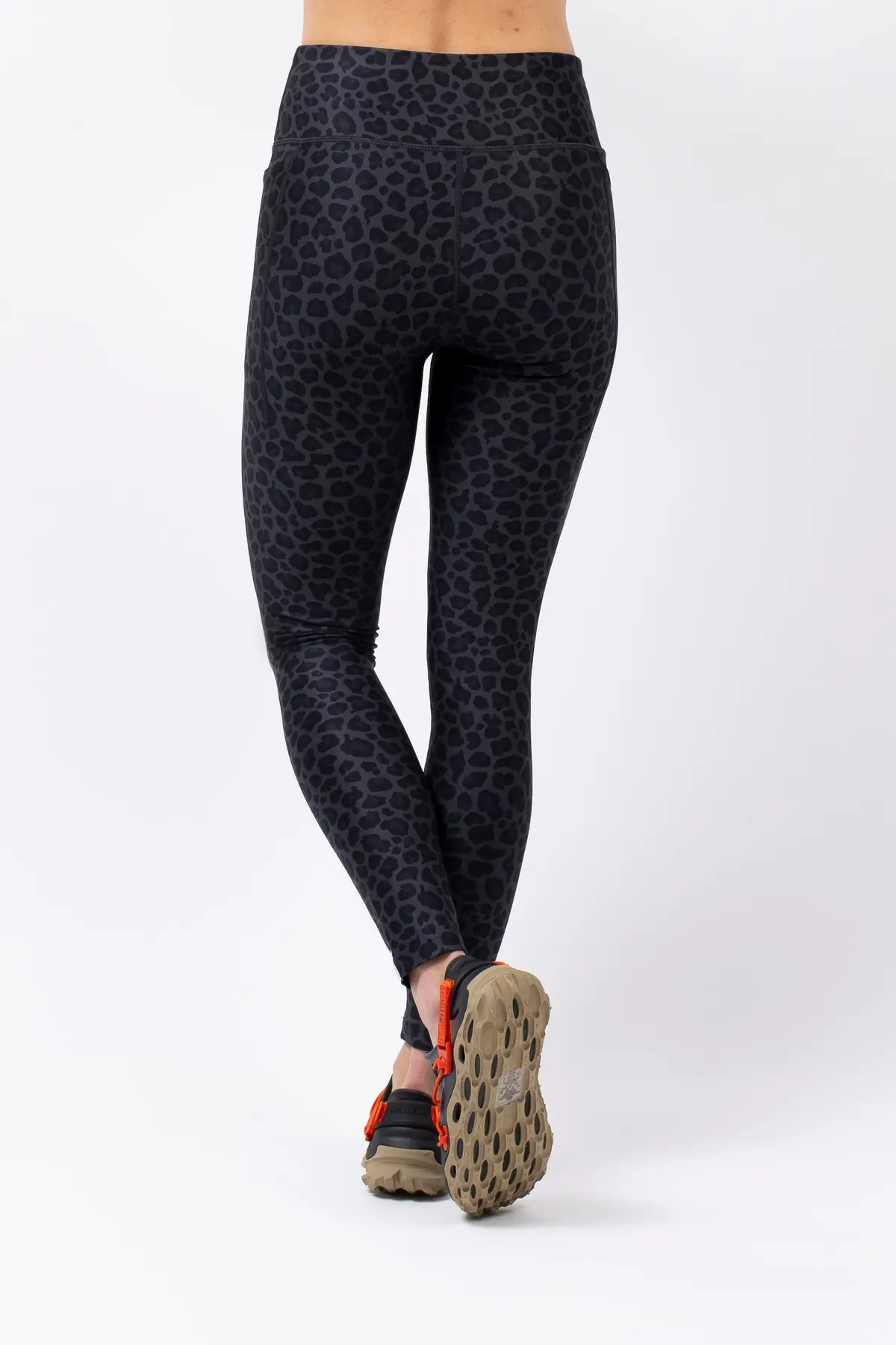 Pocket Tights - Black Leopard